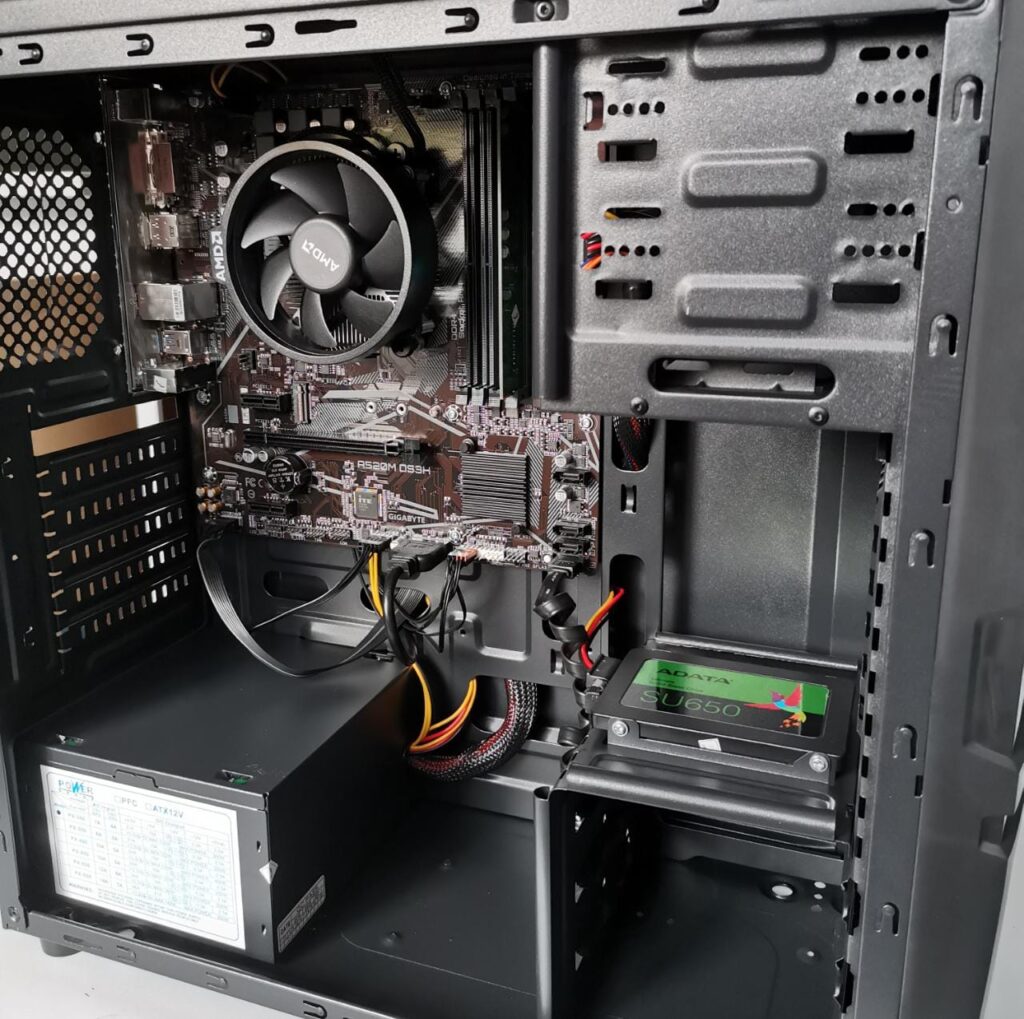 PC INTRO AMD RYZEN 5 5600G (Radeon Graphics Vega 7) - ZeroPar